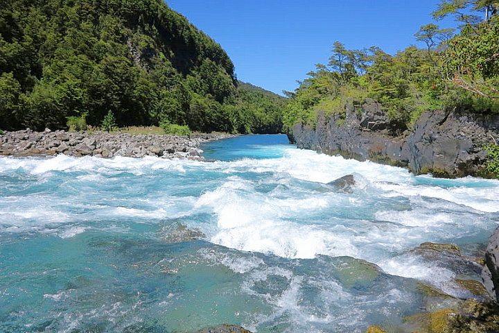 Santiago Chilean Lake District Tour | Chile Travel Package