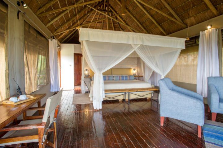Kubu Kubu Tented Lodge Photos & Info | SA Vacations