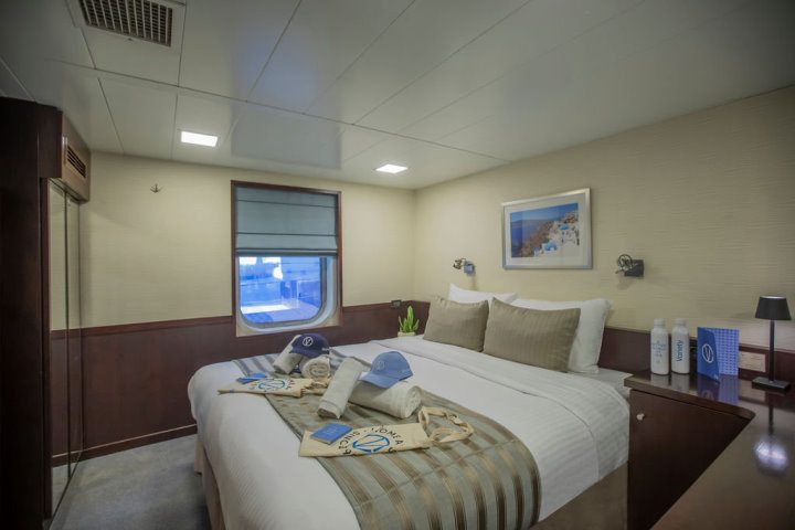 Harmony V | Greek Islands Cruise Ship